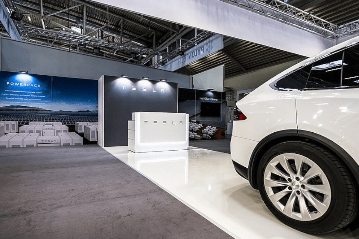 Exhibition stand in Munich for Tesla