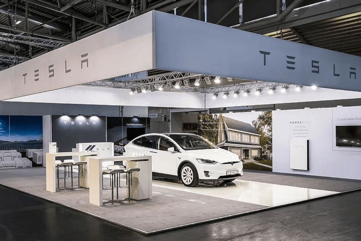 Exhibition stand in Munich for Tesla